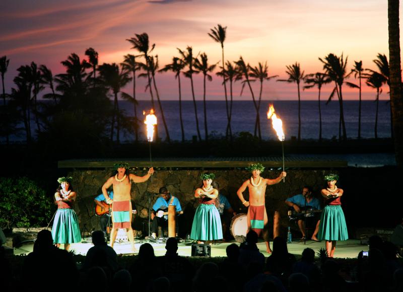 Waikoloa Beach Marriott Sunset Luau | The Big Island’s Most Authentic Luau